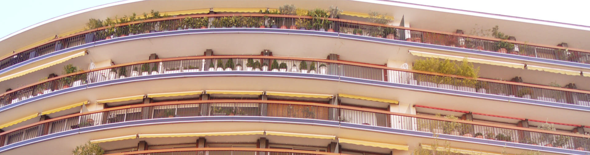 Persiennes métalliques & Volet roulants | RCM Métallerie | Spécialiste ...